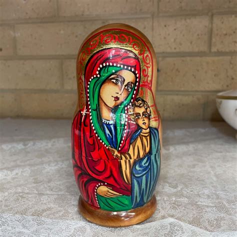 Babushka Wooden Dolls Virgin Mary Jesus Christ Russian Nesting Dolls