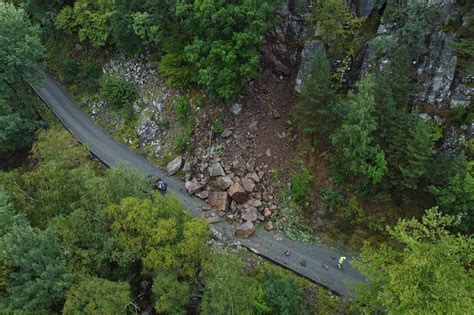 Steinras Vær At Nødetater Nå Kan Passere Gjør Dette Til En Bedre