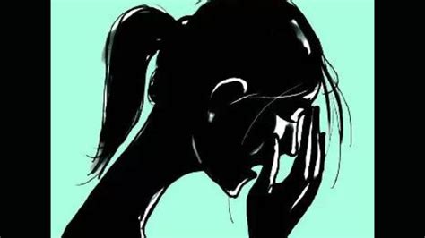 I Feel Unsafe In My Own Home Tn Woman Accuses Dmk Functionary Deiva