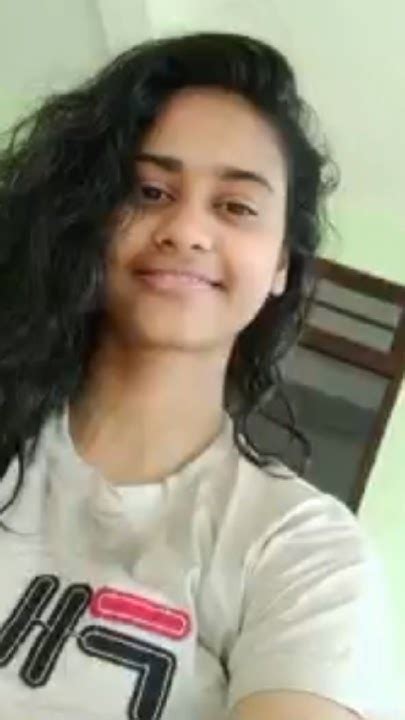 ඒ කෙල්ල කොල්ලෙක් උනු හැටි බලන්නකෝ ️🤩 Youtube