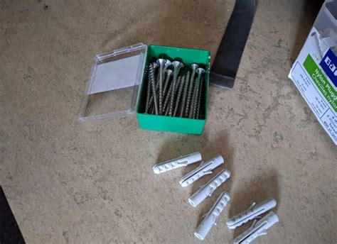 Зургаан талт тавиур