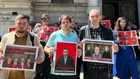 ენმ ის აქცია უზენაეს სასამართლოსთან Netgazeti • Netgazeti Ge