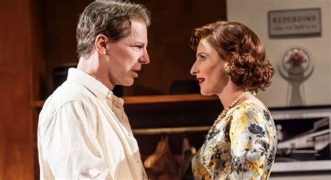 Review Good Night Oscar Barbican Theatre 2025 Theatrevibe