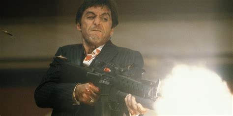 Al Pacinos Iconic Gun Scene In 1983 Cult Classic Gets Some Compliments