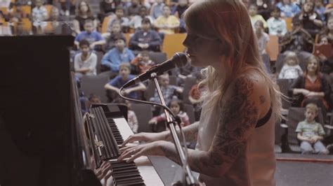 Onechuck Coeur De Pirate