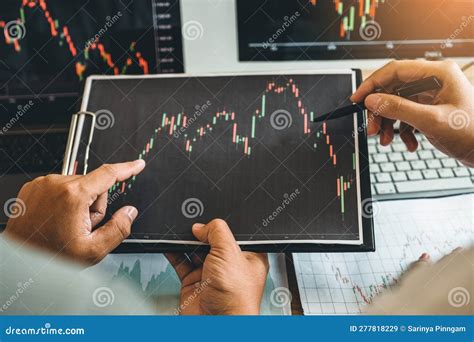 Business Team Investment Entrepreneur Trading Discussing And Analysis