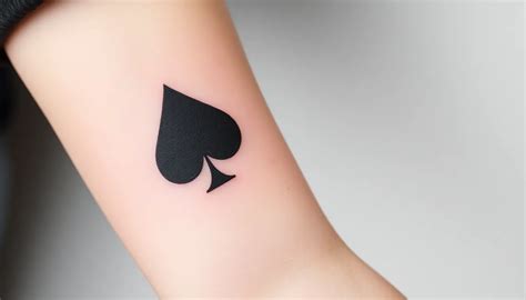 50 Queen Of Spades Tattoo Ideas From Minimalist To Gothic Designs