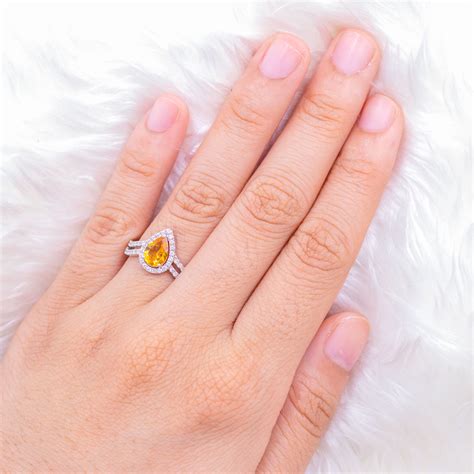 Lucky Gems แหวนเงินแท้ 925 เพชร Cz ชุบโรเดียม แหวนพลอยหยดน้ำ ล้อมเพชร งานละเอียดฝีมือคนไทย