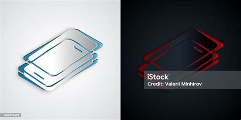 회색과 검은색 배경에 격리된 스마트폰 아이콘용 용지 컷 유리 화면 보호기 유리 용 보호 필름 휴대 전화에 대한 투명 소프트 유리