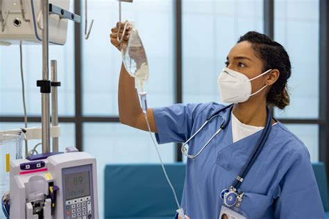 Top 10 Icu Nursing Skills Every Critical Care Nurse Needs Amn Healthcare