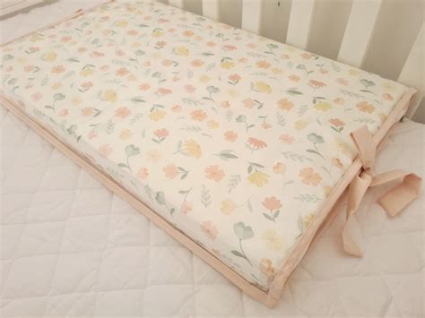 Trocador De Cômoda Floral Candy Elo7 Produtos Especiais