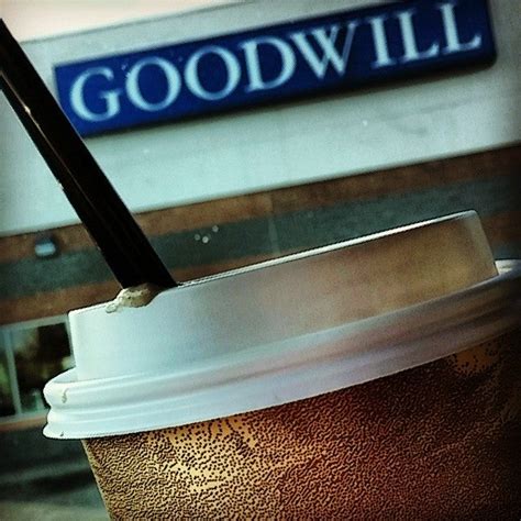 Everett South Goodwill 228 Sw Everett Mall Way Everett Wa Hours