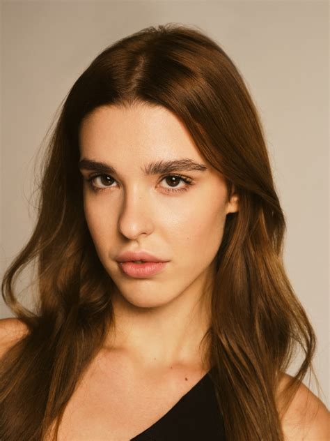 2022 Elite Model Look