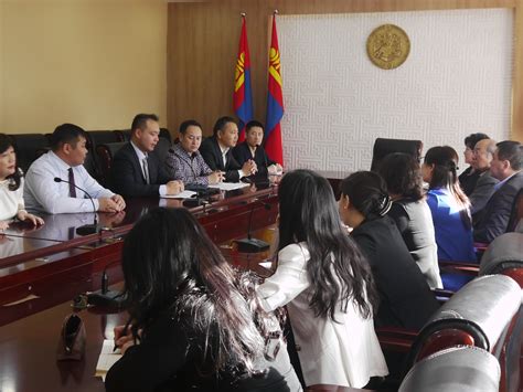 “Хятад Монгол хоёр улсын эдийн засгийн хамтын ажиллагааны голлох салбар болон хамтын ажиллагааны