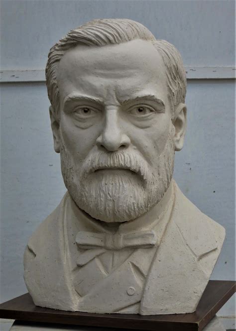 Sculpture Louis Pasteur 2015 Шамот Author Alexey Leonov Art