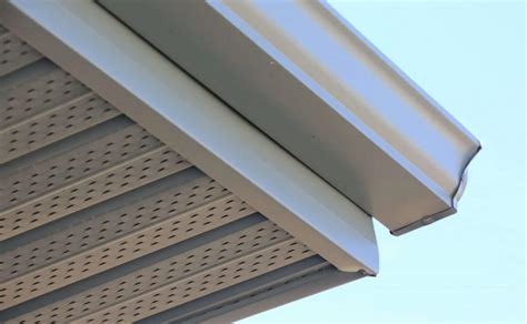 How To Remove An Aluminum Soffit Panel Julong