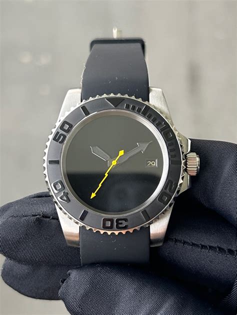 Seiko Mod Stealth Lightning Mens Fashion Watches And Accessories Watches On Carousell