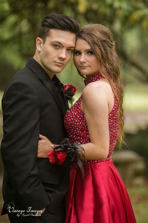 Pin By Keisha Lothery On Senior Pictures In 2025 Prom Picture Poses