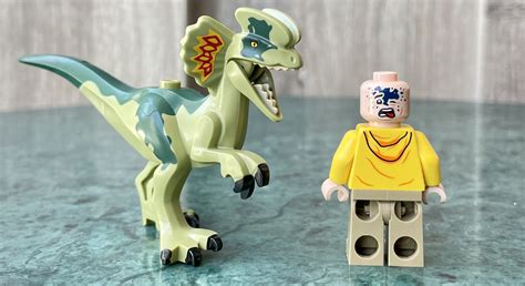 Review Lego Jurassic World Dilophosaurus Ambush Wat Is De Juiste