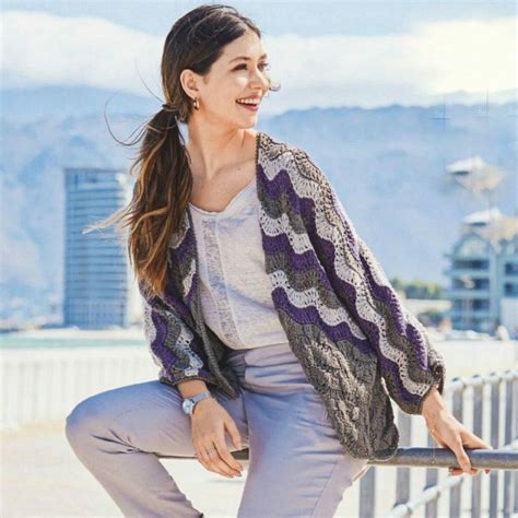 Жакет с волнистым узором спицами — Paradosik Handmade — вязание для начинающих и профессионалов