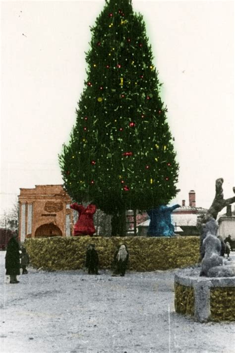 Колоризованный омский Новый год прошлого Медиа «Трамплин Омск