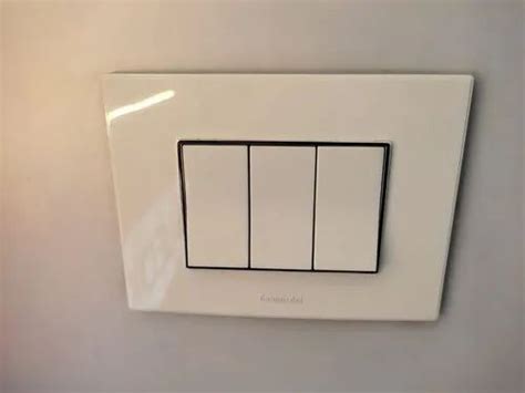 Two Way Modular Switch At 200 Piece Two Way Modular Switch In Indore ID 20561354955