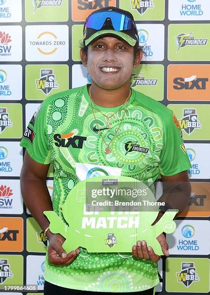 Chamari Athapaththu Of The Thunder Poses With The Player Of The Match