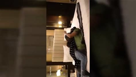 H0t C0uple R0mance In Eporner