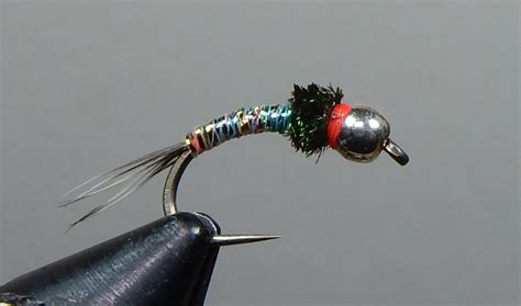 Flytying New And Old Rainbow Braid