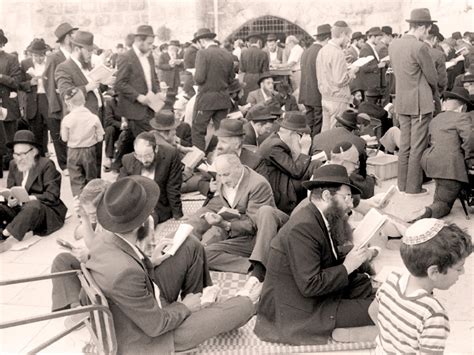 השואה הנשכחת קינות במקום תפילות