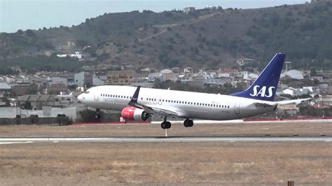 Sas Boeing 737-800 LN-RGB Landing Malaga AGP - YouTube