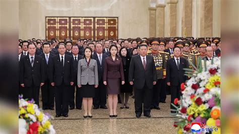 Kim Jong Uns Daughter Ju Ae Makes First Public Visit To Kumsusan Mausoleum Republic World