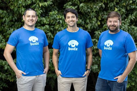 Budz Empodera Tutores Pets Por Meio De Inteligência Artificial