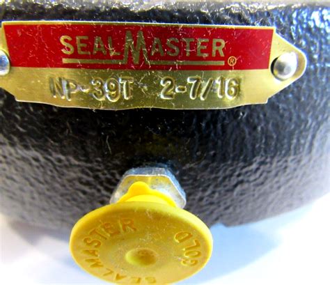 New Sealmaster Np 39t Pillow Block Bearing 2 7 16 Np39t Sb