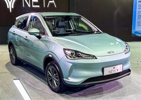 Poco F6 Malaysia Snapdragon 8s Gen 3 Phone For RM1 559