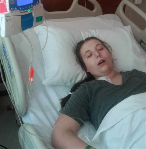 მირას სიცოცხლის გადასარჩენად