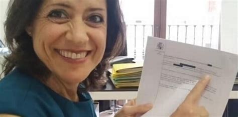 Ивана била во брак 25 години откако се развела го добила сопругот на суд кој мора да ѝ плати