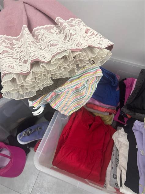 Drei Riesen Kisten Kinderklamotten Und Schuhe In Hessen Bad Hersfeld Kleinanzeigende