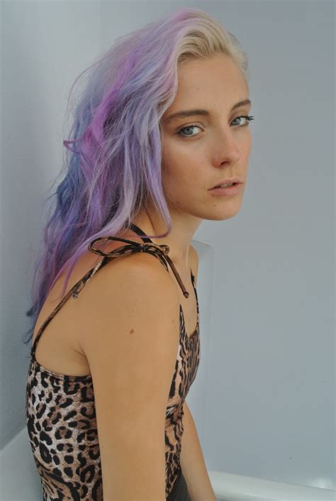 Profile Models Colourful Chloe