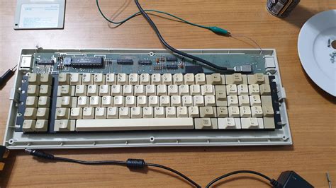 I Successfully Brought This Compaq Portable Keyboard Back From The Dead That Jumper Wire
