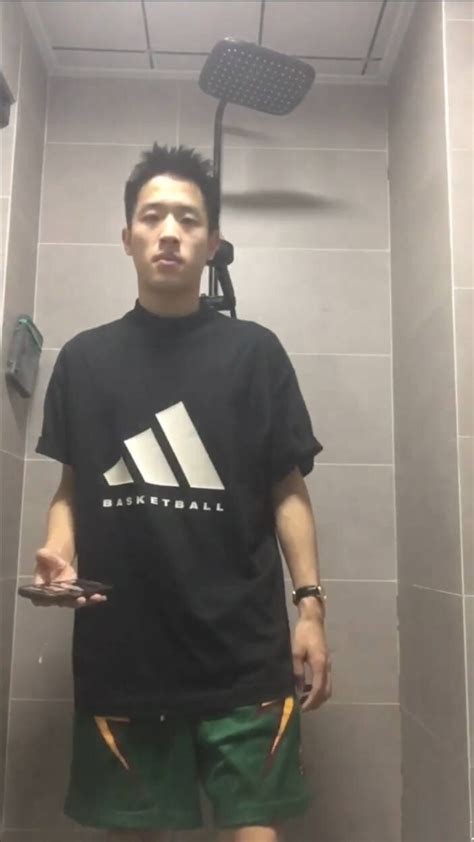 I030帅气白袜体育生撸射给金主定制拉黄金 Hosted At Imgbb — Imgbb