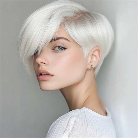 5 Pixie Bob Haircut Styles In Icy Platinum White