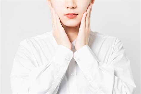 이중턱살제거 인모드 리프팅 관리해보세요