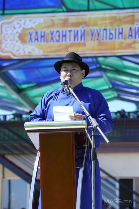 Л Оюун эрдэнэ Анхны дөрвөн аймгийн түүхт 100 жилийн ой бол 100 жилийн дүгнэлт шинэ зууны эхлэл