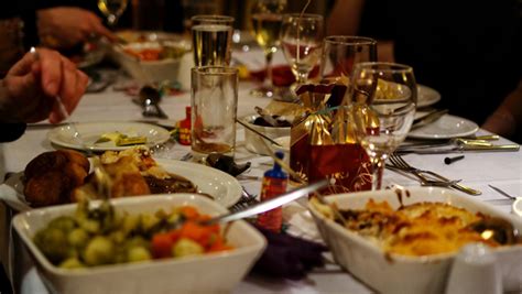 რა დაუჯდება საახალწლო სუფრა ოჯახს „მეტრონომმა“ ყველა საჭირო პროდუქტის ფასები გაარკვია