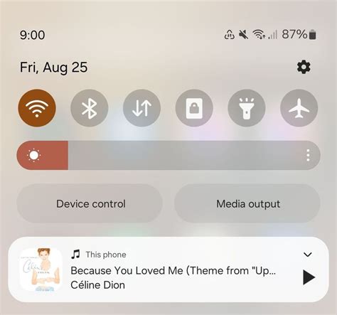 got the new one ui 6 default font working on one samsung members
