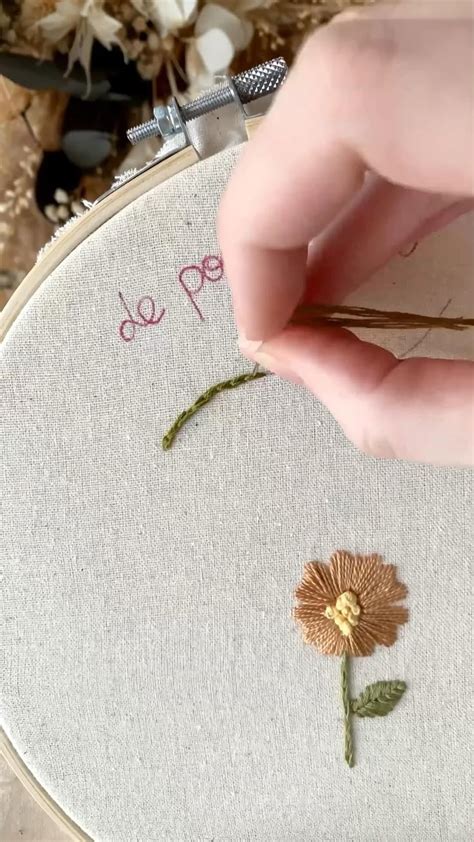 Tuto Broderie Le Point De Tige 🪡 Tissu De Broderie Lettres De Broderie à La Main Lettres