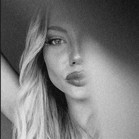 Sofia Pequito Sofia Pequito Added A New Photo