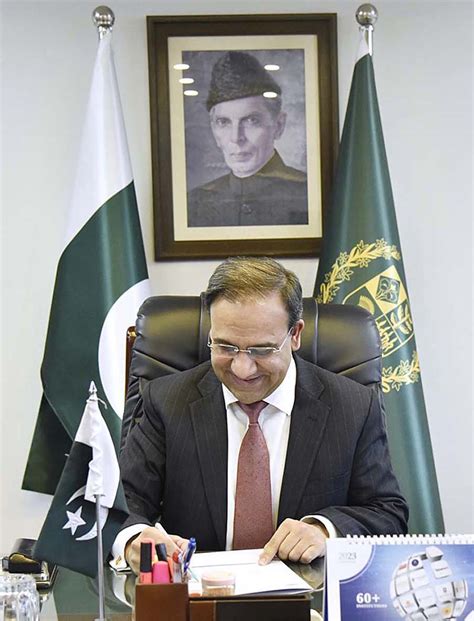 Dr Umar Saif Takes Charge As It Minister Commits To Propel Ict Exports Beyond 10 Bln