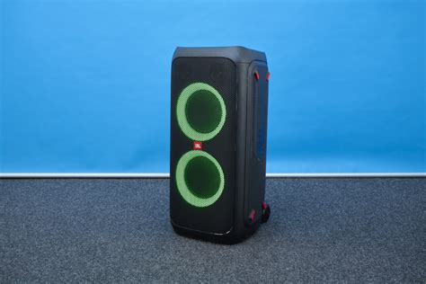 Das JBL-Duell: Partybox 310 vs. Partybox 710 - HIFI.DE